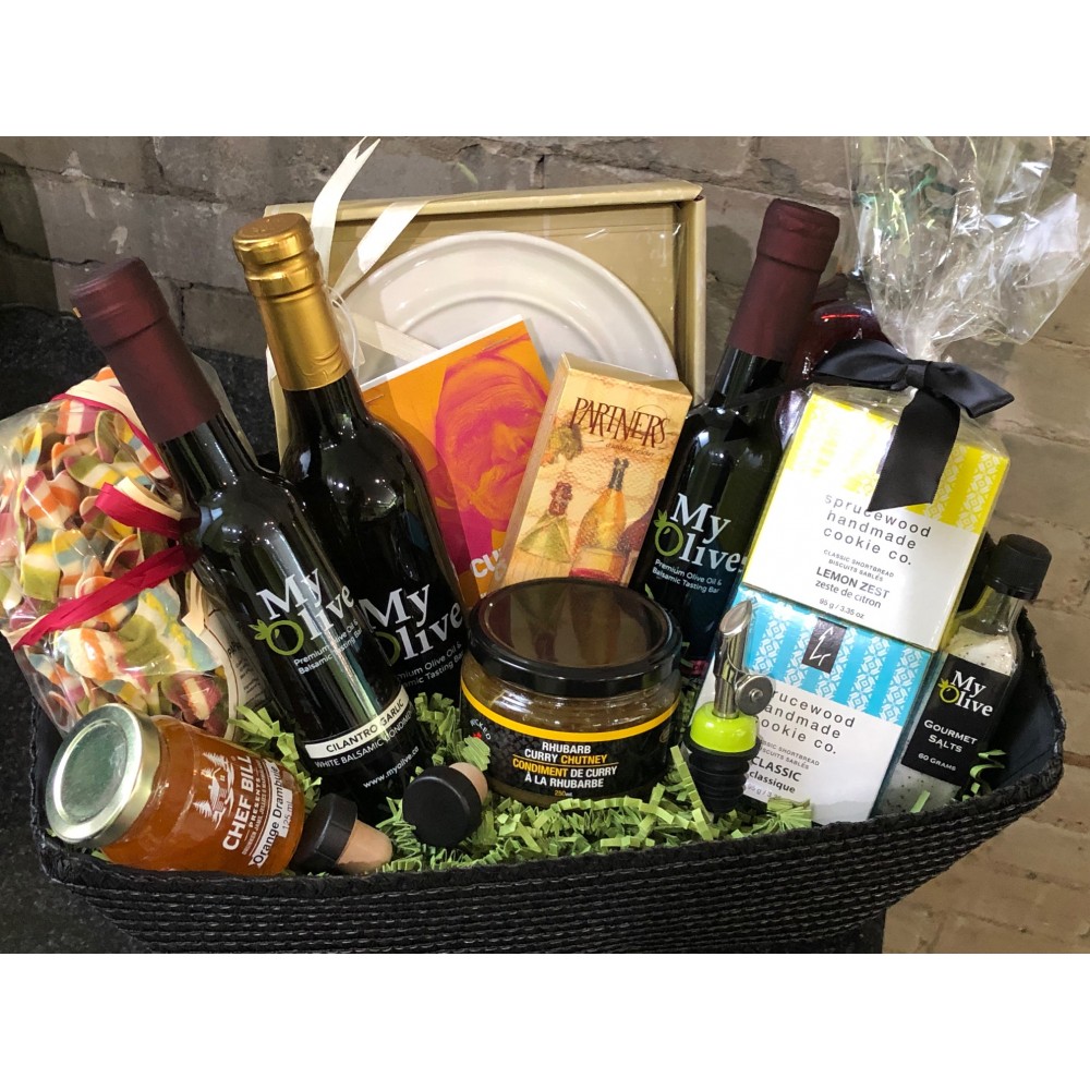 Culinary Delight Basket
